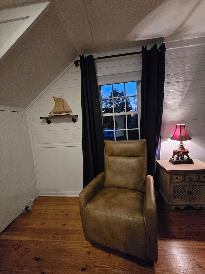 Historic Downtown New Bern Retreat - Pet-friendly - New Bern, NC
