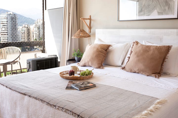 4 Dormitorios | A Pasos Del Parque Arauco Con A/c - Chile