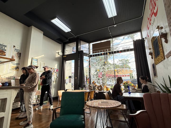 Casa De Colores: 4br Retreat House Near Downtown - Fort Wayne, IN