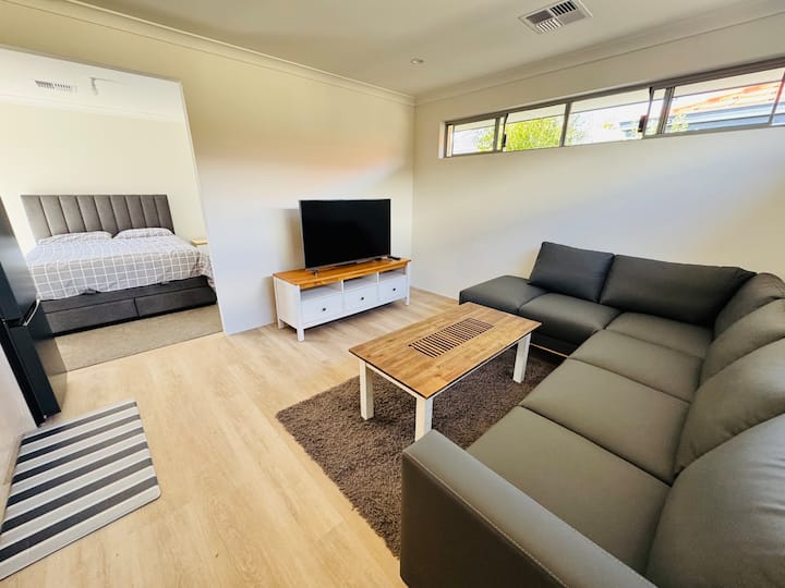 Self-contained Guest Suite In Bedford - Perth