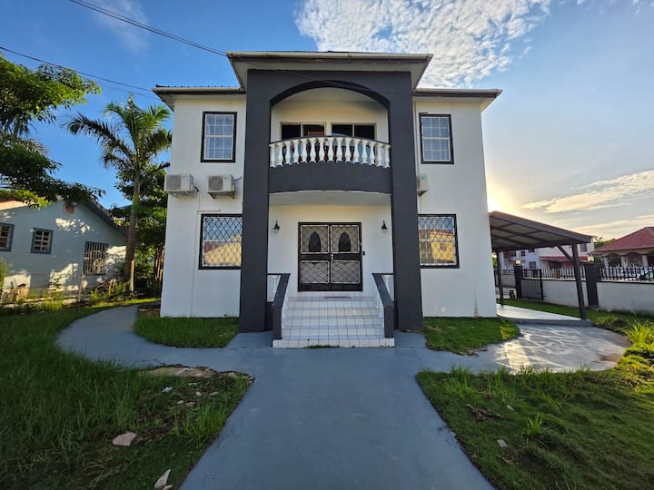 Private 4 Bed 2 Bath Home In Belize City - Belize