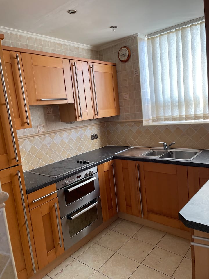 Nice House In Longfield Road - Bolton, UK