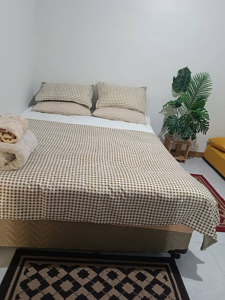 Rural Hyv - Jef Apartelle 
Cozy, Peaceful, Calm - Iba