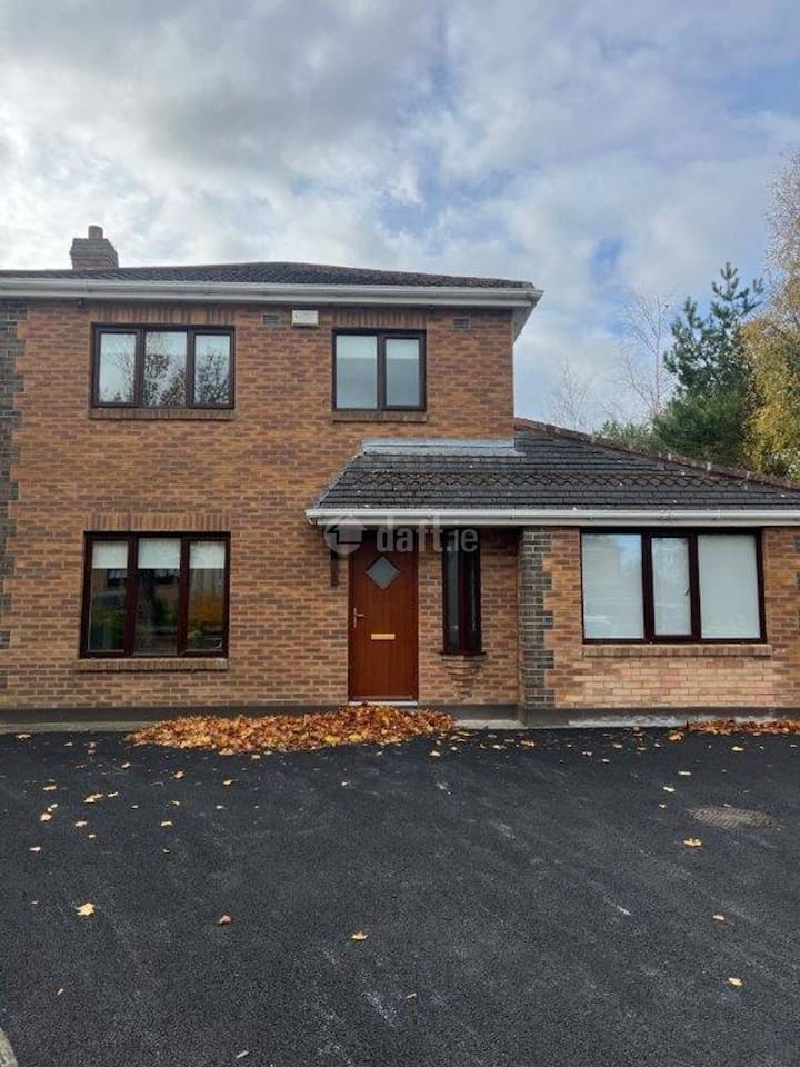 6 Bed Detached House In Clonsilla Dublin 15 - Maynooth
