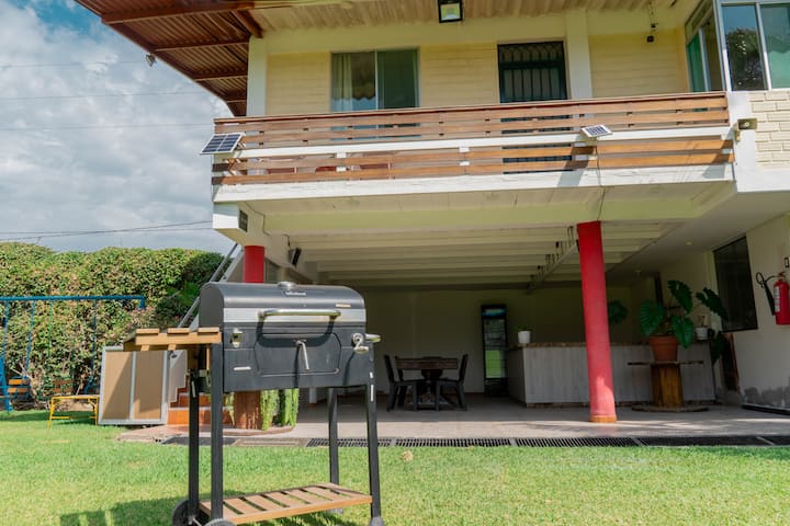 Mini Campestre Con Piscina Compartida - Laredo - Laredo