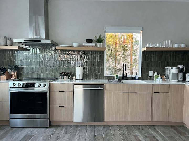 Castaway Cay Near Disney | Hot Tub | Fire Pit - Anaheim, CA