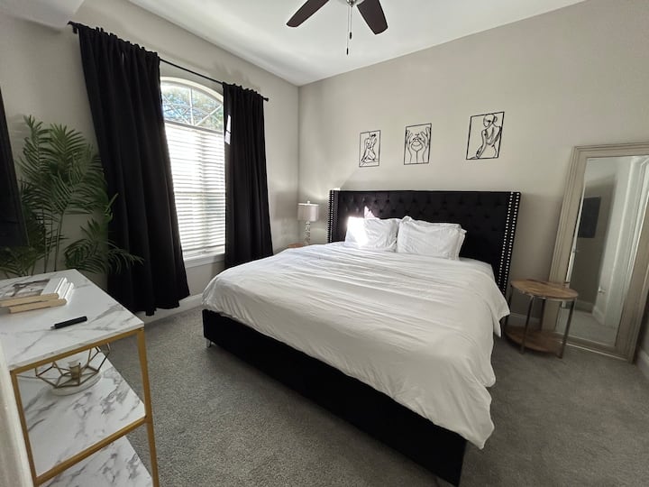 Quiet Midtown Getaway - Atlanta, GA