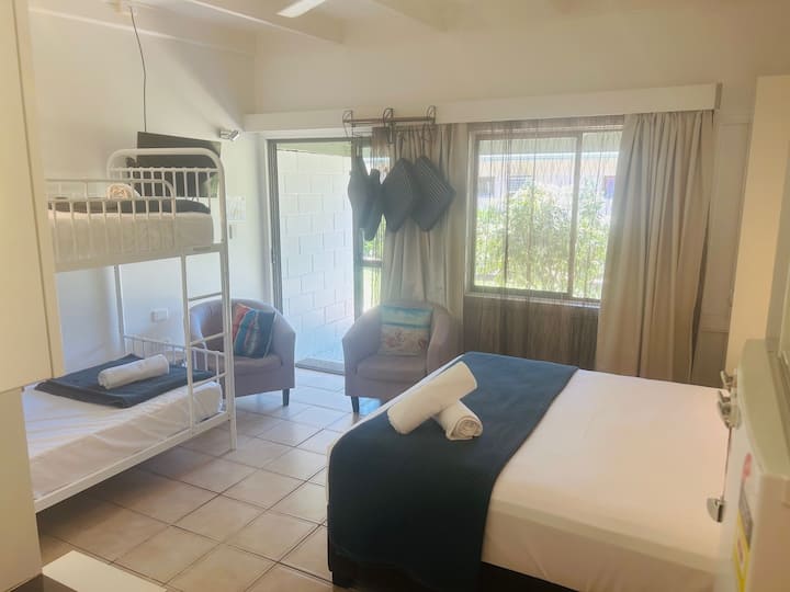 Superior Twin Studio At Amaroo - Picnic Bay