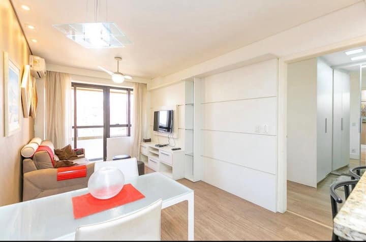 Apto Flat - Bairro Batel, No Melhor De Curitiba - Curitiba