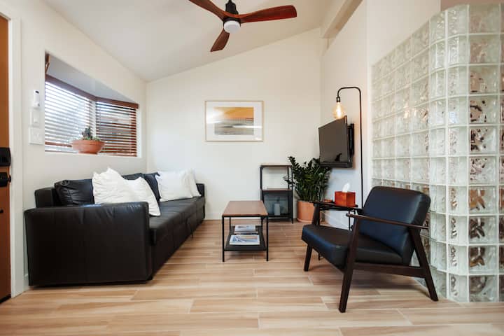 Pacific Beach Tiny House - San Diego, CA