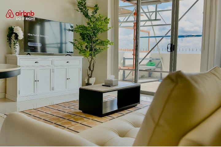 2 Minutes To Train And Everything! - Sydney