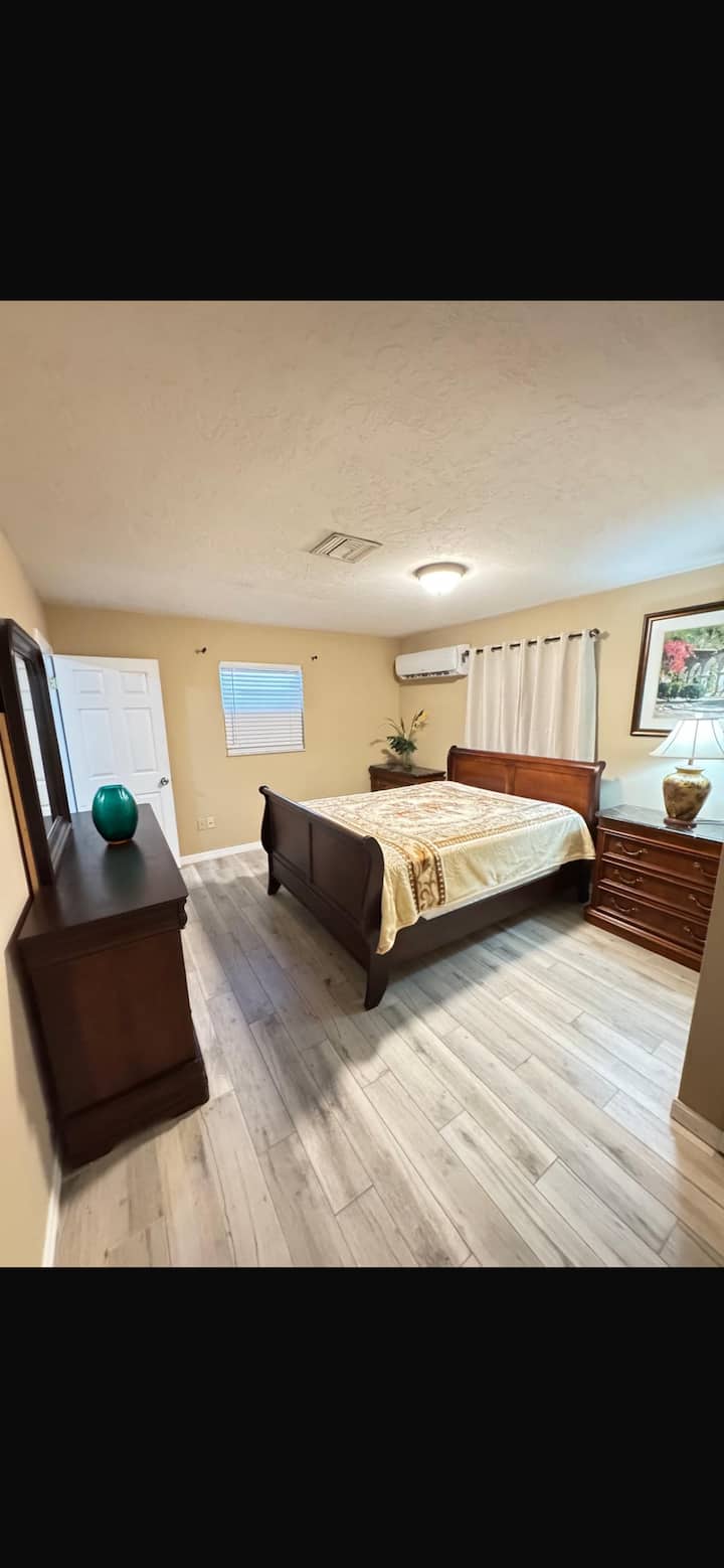 Fs Happy Home - Naples, FL