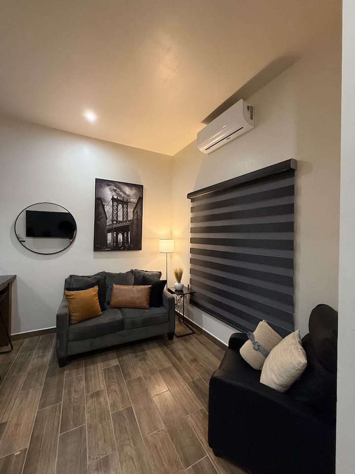 Casa Nueva Con Cochera Y Check-in Autónomo - Delicias