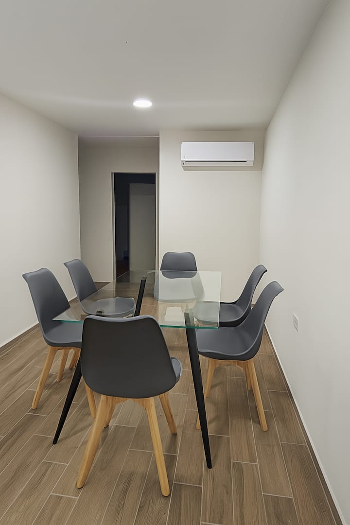 Casa Ubicacion Privilegiada Area Fundidora Cochera - Monterrey