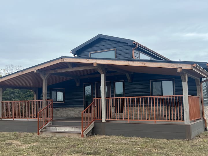 Birdie's Nest - Grindstone Lake, Osborn