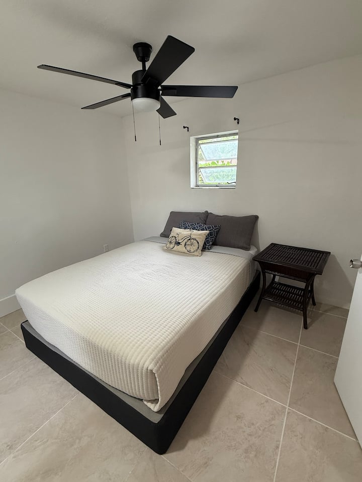 Miss A Flight? Layover + Late Arrivals - Miami, FL