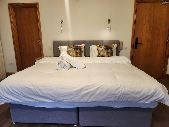 Luxurious Self-contained Studio In Mk (Kc-03) - Milton Keynes