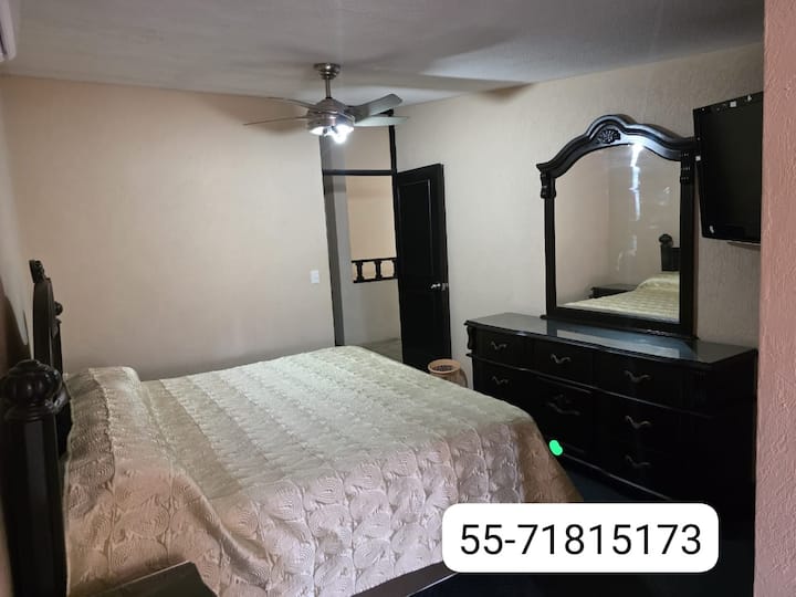 Amplia Casa C/3 Habitaciones/wifi/cocina Equipada - Saltillo