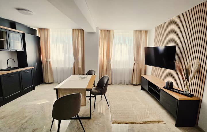 Hotel Aparts By Ralex - Pucioasa