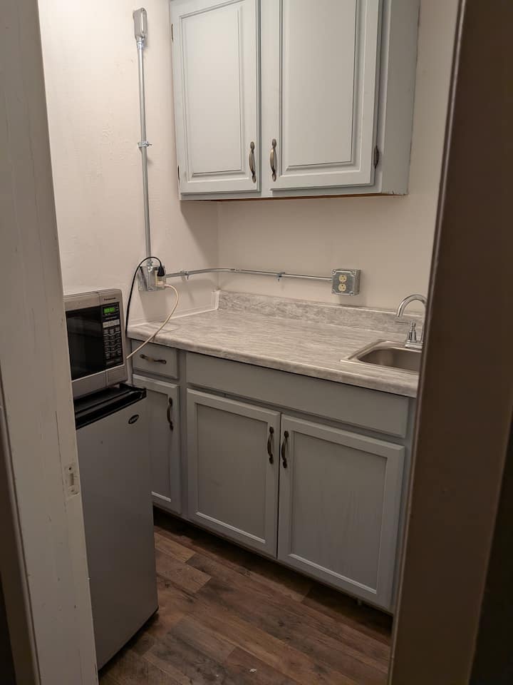 Cozy & Convenient, Richford, Vt (Room 11) - Sutton