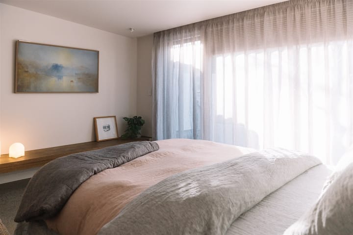 Equuleus - Walk To Town - Hobart