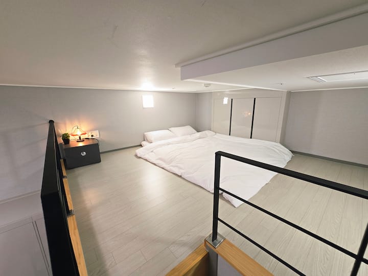 코아루시티코어 511호/커플여행/우정여행/한달살기/출장/나혼자/일요일레이트체크아웃가능 - South Korea