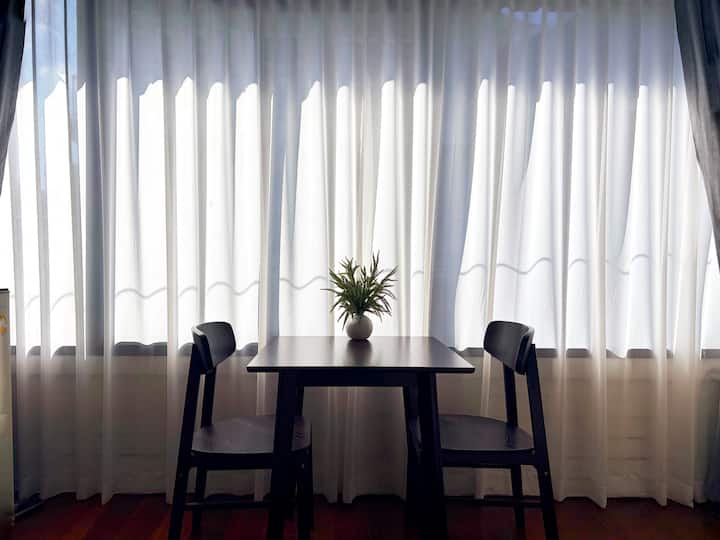 Bright & Sunny Studio Tha Phae Gate Washer/dryer - Chiang Mai