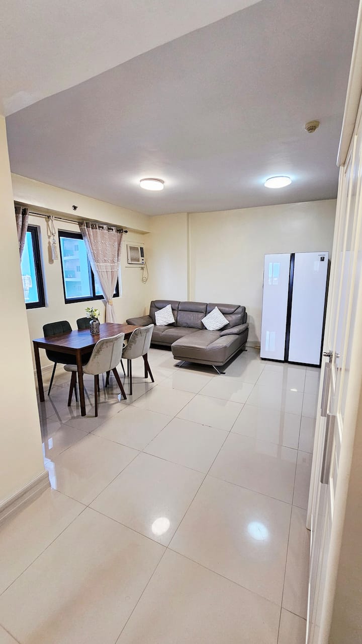 세부시티   It파크 도보5분 6~7인용 60평방미터 콘도
무료주차 - Cebu City