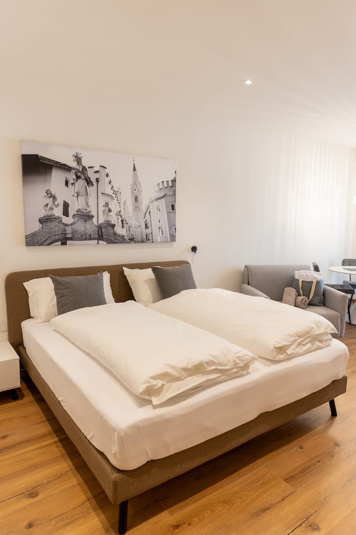 City•ecHo. Apartments & SPA | Vintage in Brixen - Flats for Rent in ...