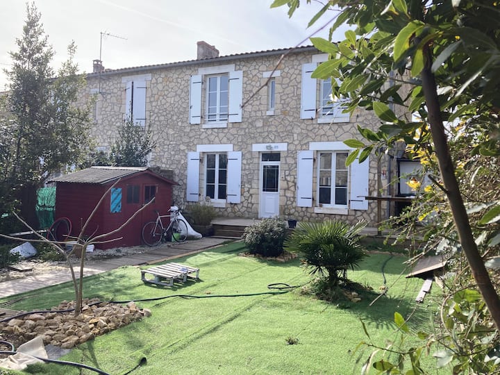 Jolie Maison Avec Jardin à La Rochelle - 拉洛歇爾