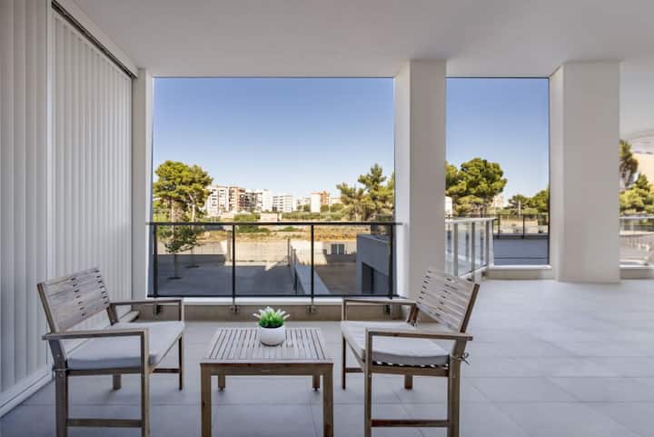 Felice 107 – City Escape With Terrace & Parking - Bari