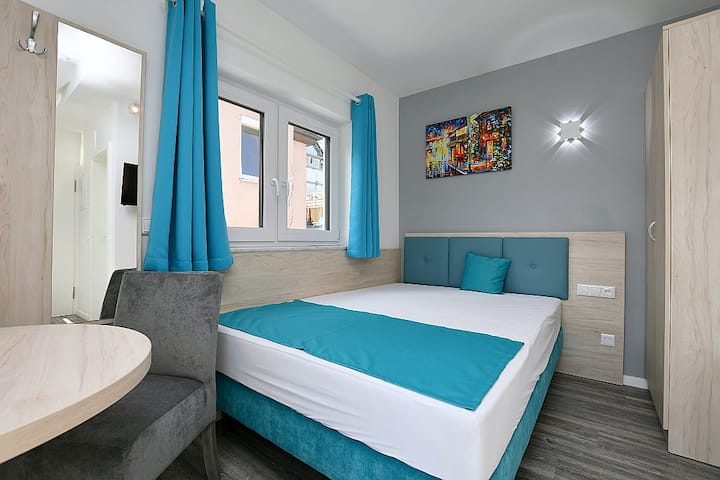 City-apartment In Zuffenhausen - Stuttgart