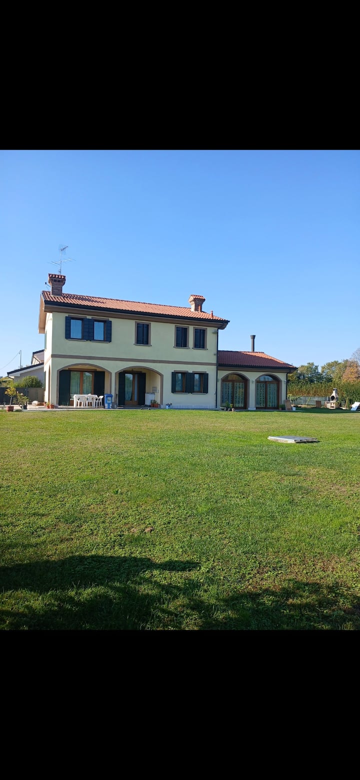 Stanza Con Bagno Di Fianco Villa Minelli. - Spresiano