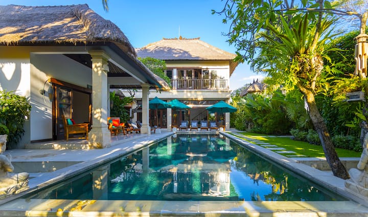 4 Bedrooms - Ideal Place For Friends And Families - Seminyak