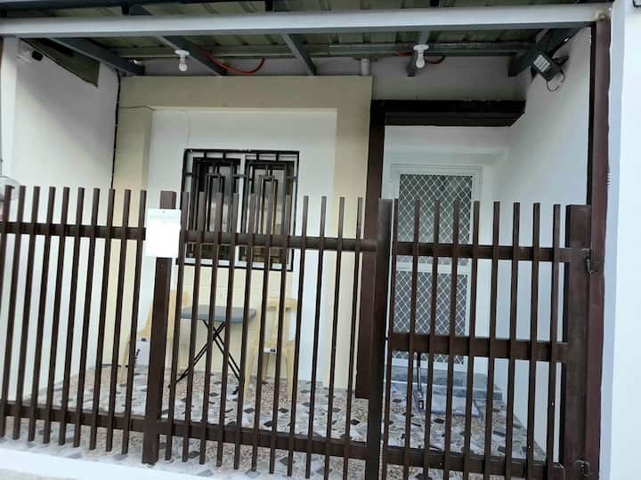 Welcome To Erica's Lodge!
It's Comfy And Relaxing - Hermosa