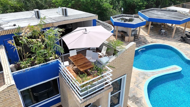 Town House Con Terraza Vip / Planta 100% - Venezuela