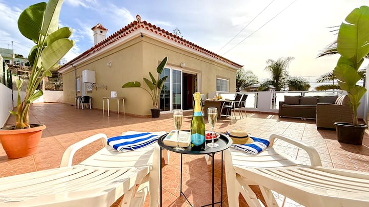 Moderno Chalet Cerca Del Mar, Vistas, Terraza, Bbk - Tenerife