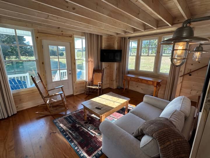 Sunset Cottage On White Dog Farm - Athens, GA