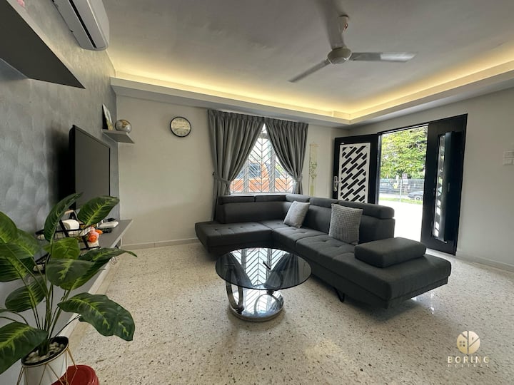Putra Perdana Puchong Corner Homestay 12-17 Pax - Cyberjaya