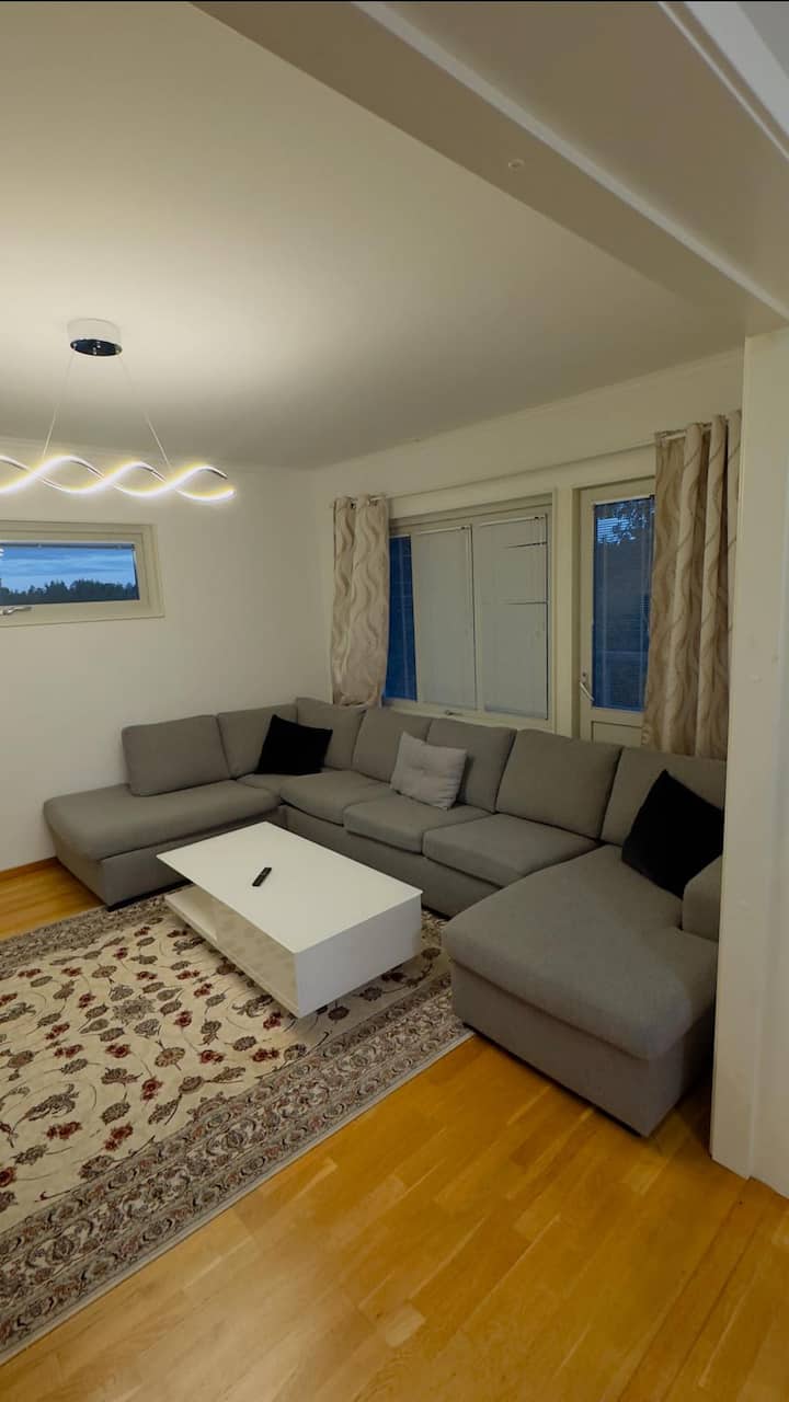 Mysig & Fräsch 2:a Nära Sjön I Ett Fint Område. - Stockholm