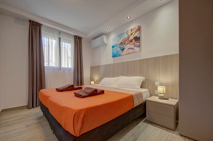 Modern Stylish Apartment In Sliema - Valletta