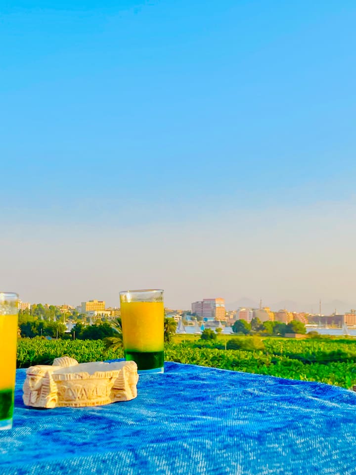 Views Of The Nile River, Luxor Temple,& Balloons - Luxor