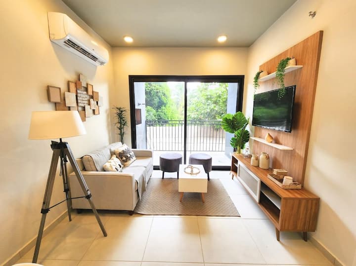 Dpto. A Estrenar 2br, A 100mts Del Shopping Delsol - Paraguay