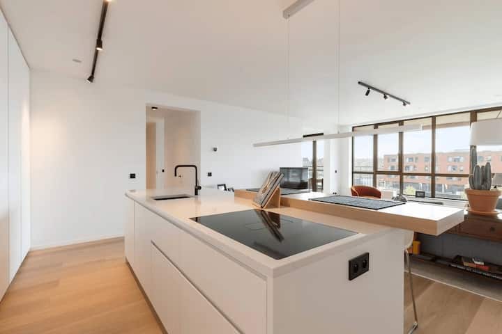 Luxe Met Dit Stijlvol Ontworpen Appartement - Amstelveen