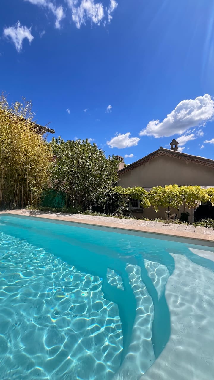 Maison De Ville Avec Piscine à Aix-en-provence - Bouc-Bel-Air