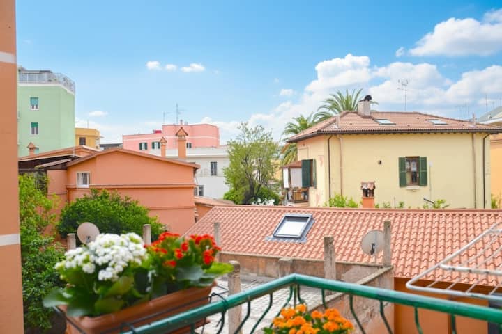 Luminoso Appartamento Con Balcone Vicino Metro A - Rome