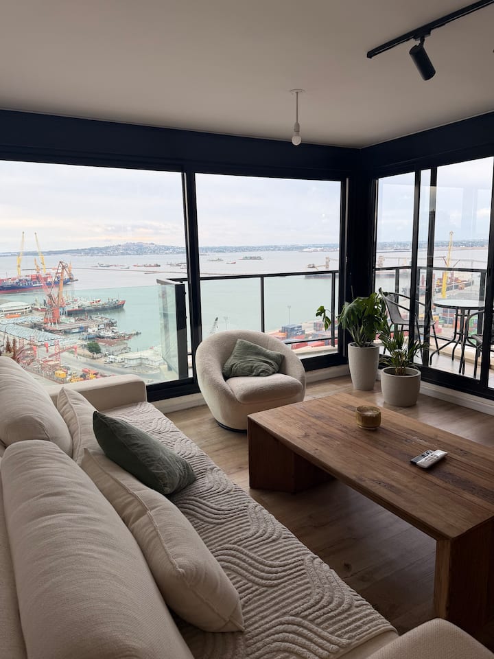 Puerto De Montevideo. - Montevideo