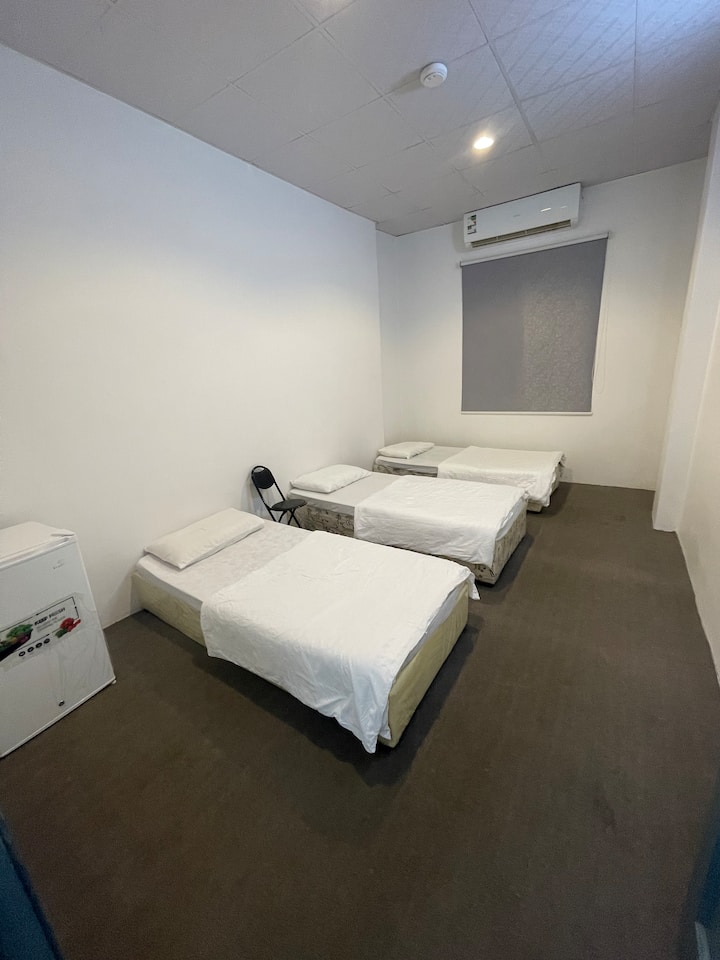 غرفتين مع حمام في الطابق الاول صعود درج طابق واحد - Mecca