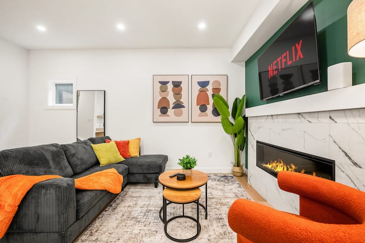 Free Luggage Dropoff |Central Location|7 Min To Dt -