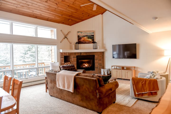 Mountain Townhouse | 3 Min To Slopes | Sleeps 10 - Bretton Woods, NH